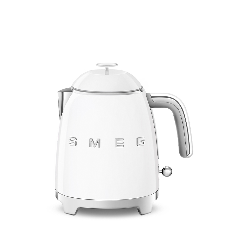 Smeg KLF05WHEU elkedel mini hvid 0,8 liter 1400 watt | Kop & Kande